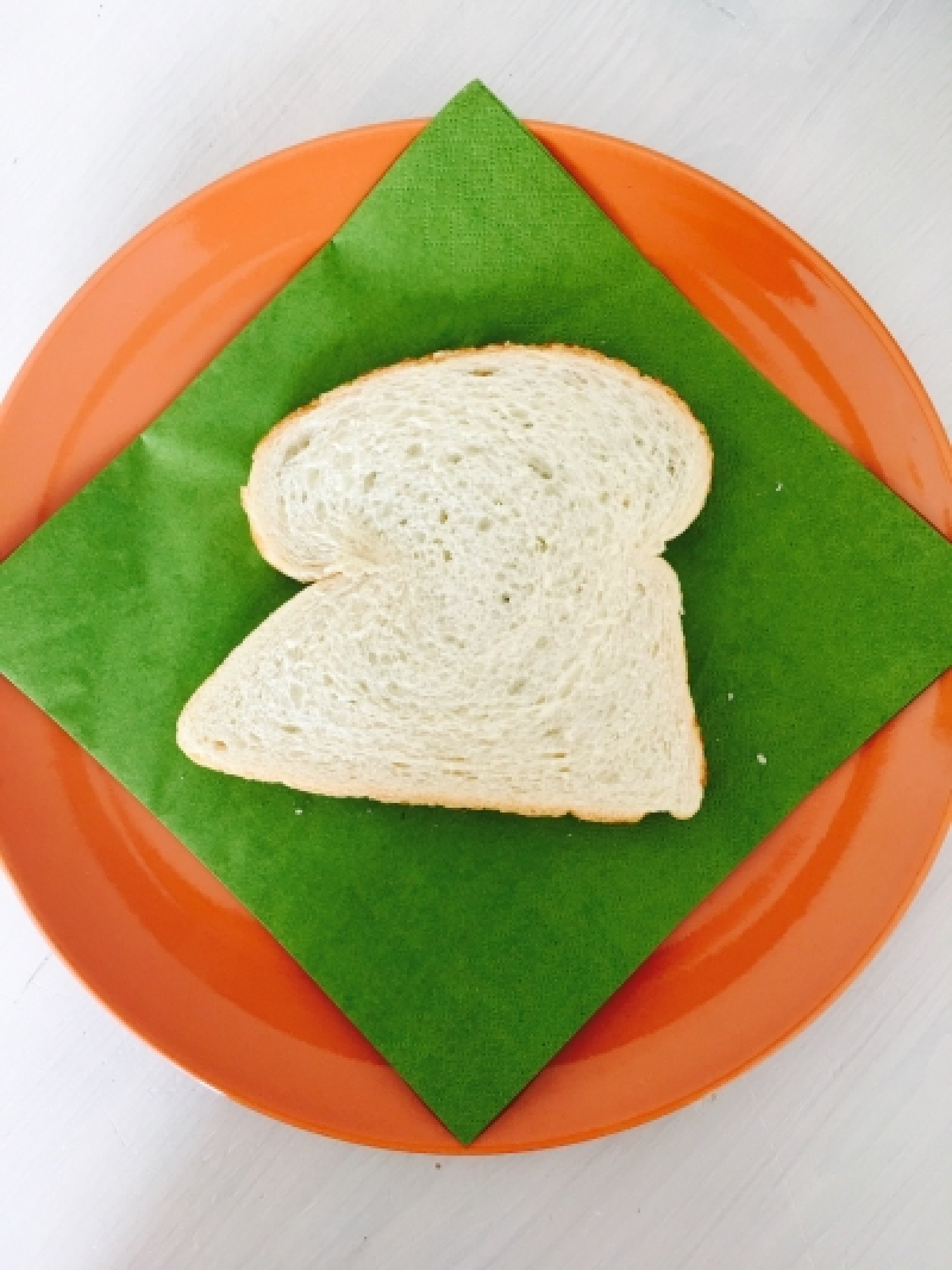 Witbrood met de vezels van bruin